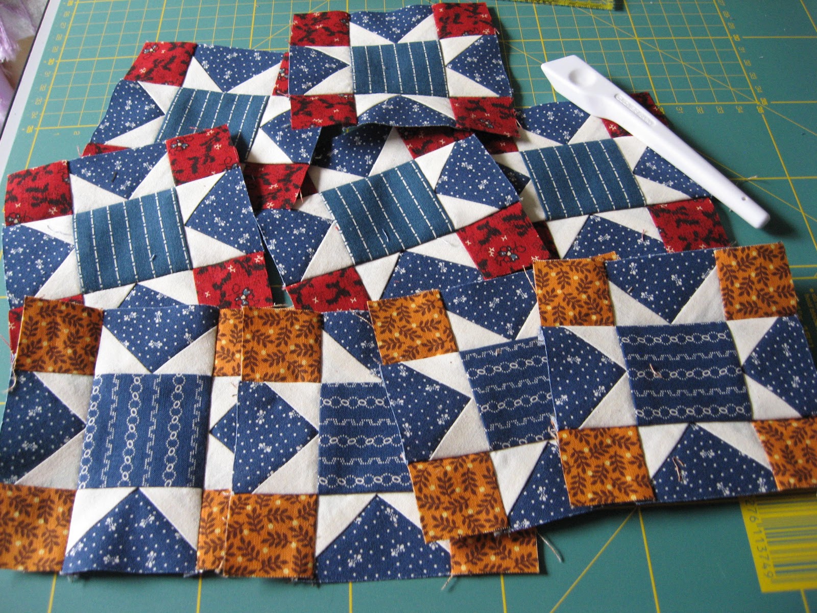 The Sanguine Stitcher: Civil War Quilt Blocks 4/52 - Texas Tears