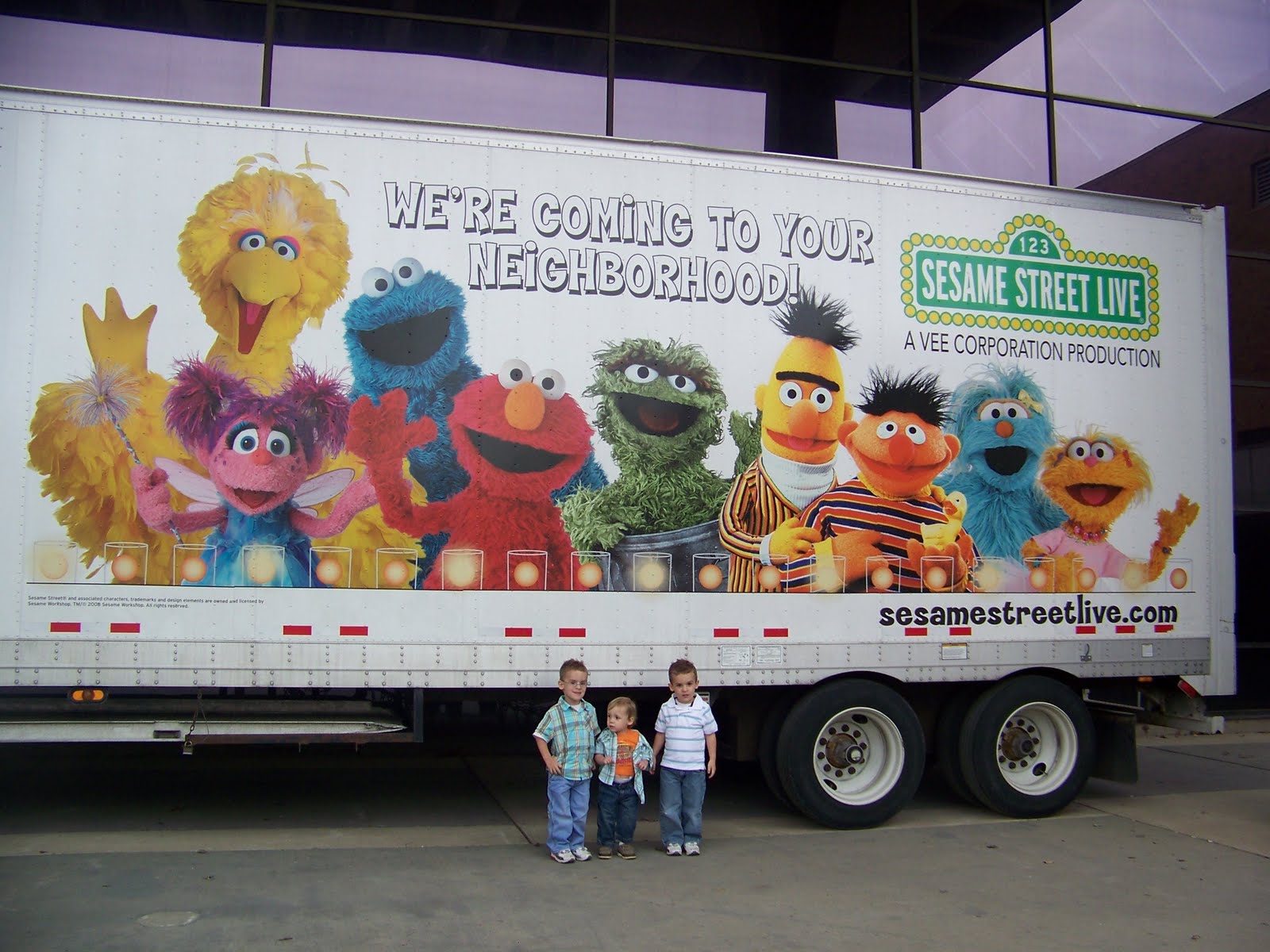 mommy23miracles: "Sesame Street Live: Elmo Grows Up!" or "I took 400 ...