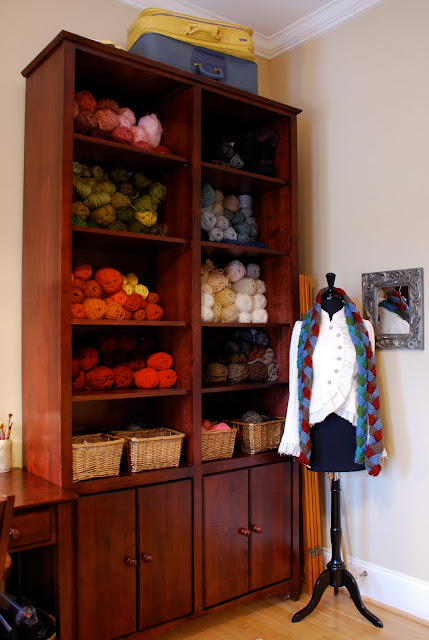 { the vintage wren }: { knitting studio }