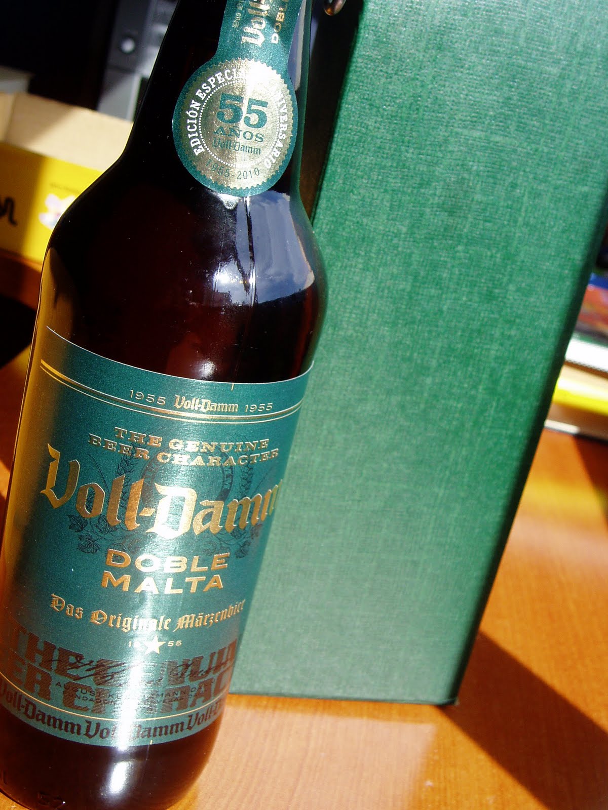 Hipos Urinatum, blog de cervezas: Voll-Damm Edición Especial 55 Años