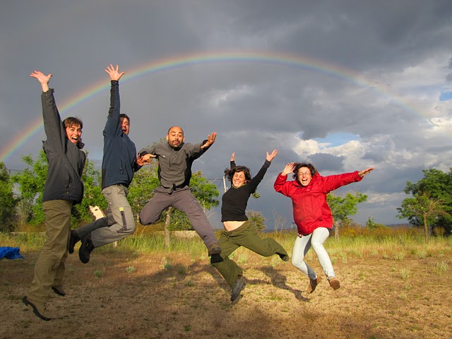 JUMPING PICTURES: Rainbow jumping