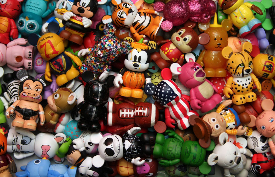 Disney NCAA Vinylmation - Concepts - Chris Creamer's Sports Logos ...