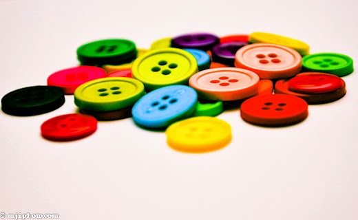 2x5 Craft Supply: Assorted Buttons