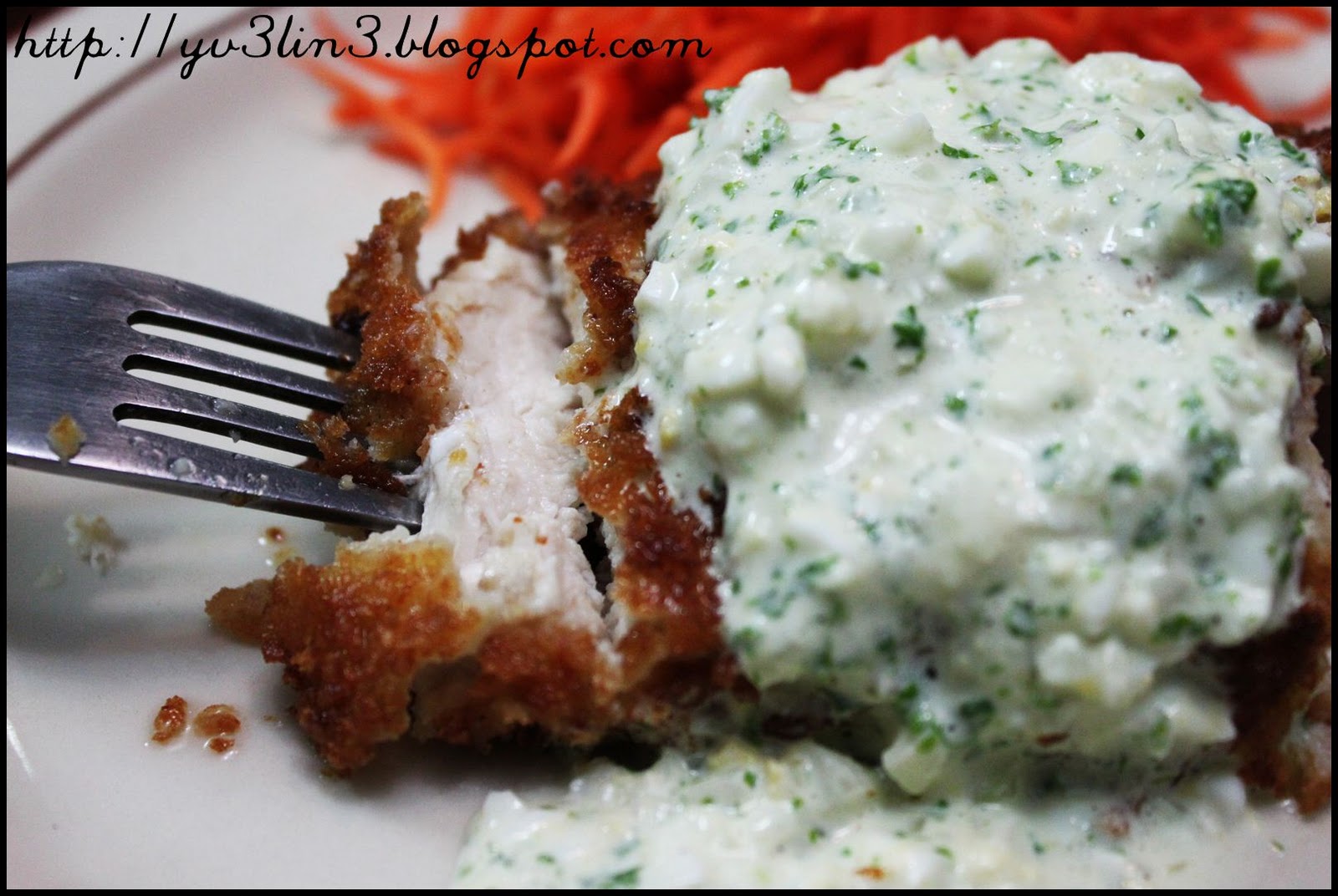 Sweet Tooth: ไก่ทอดราดซอสทาร์ทาร์ Fried chicken with Tartar Sauce