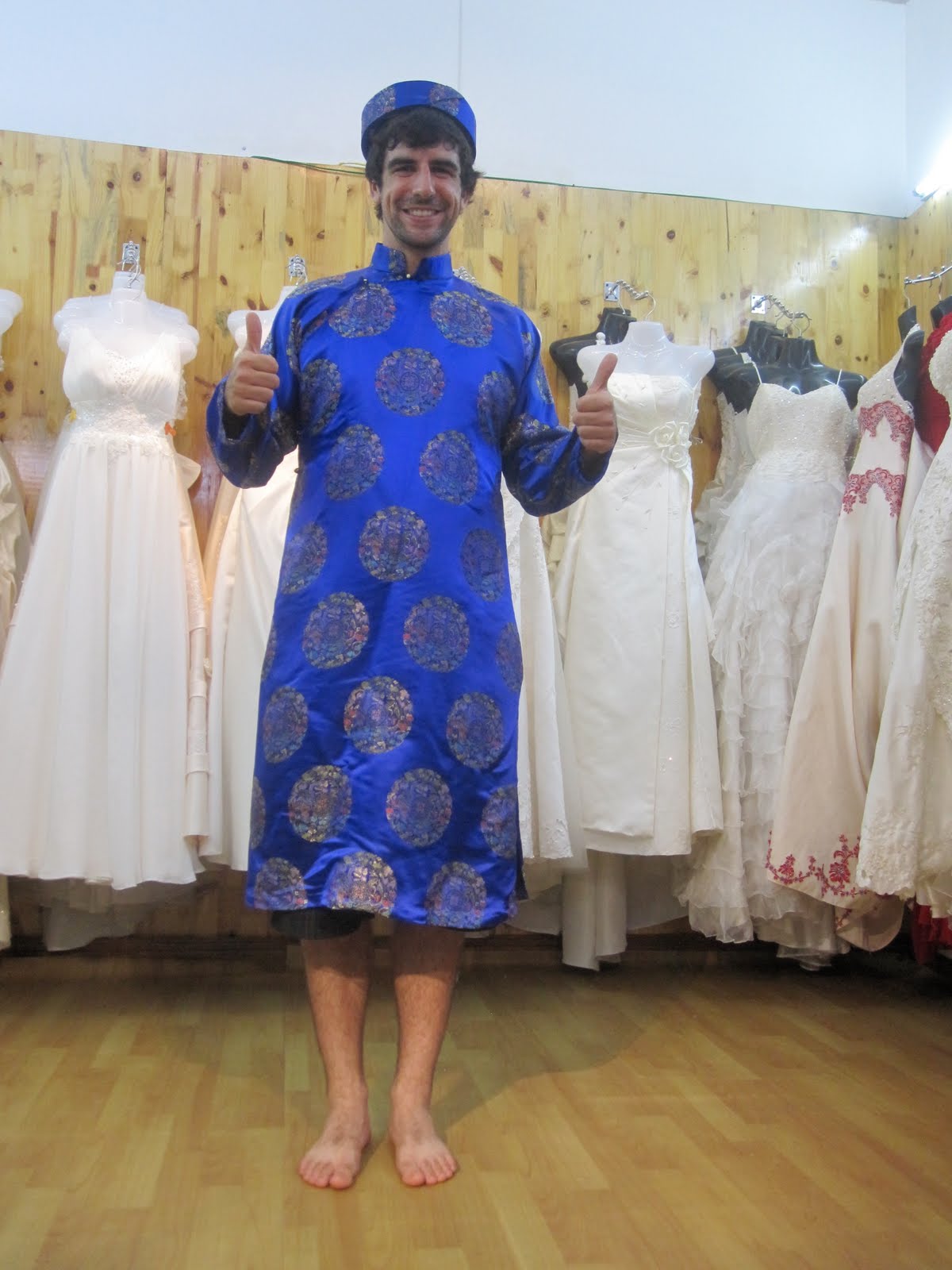 Ahoy Hanoi!: Traditional Outfit