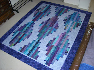 My Very Own Quilt Shop: Long Tall is quilted!