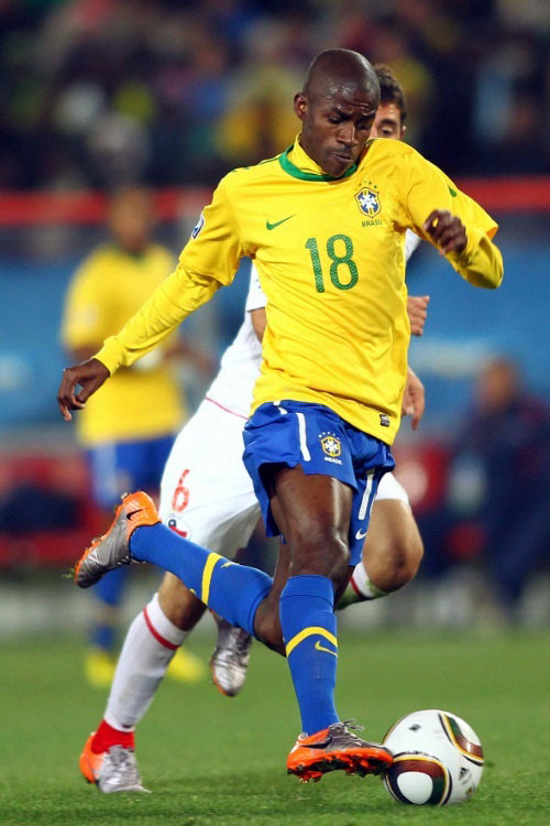 Chelsea sign Ramires from Benfica - Chelsea FC True Blue
