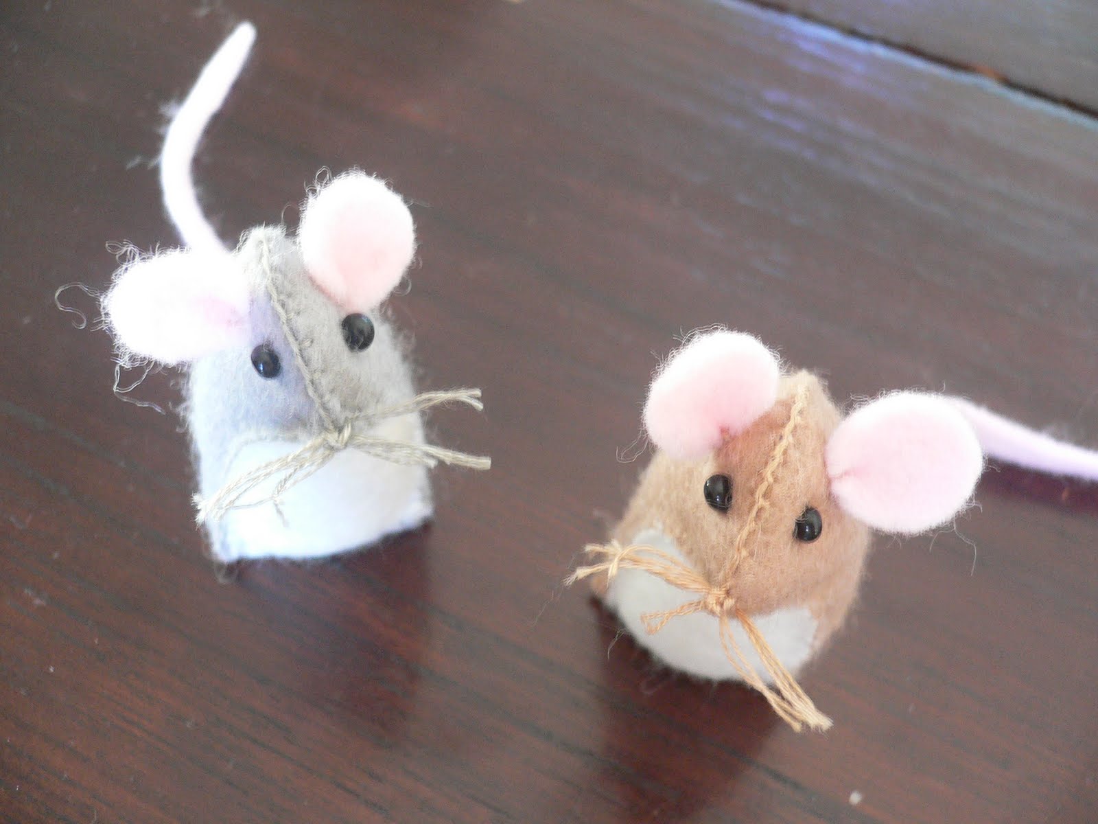 Rhythm & Rhyme: Seriously cute mouse tutorial