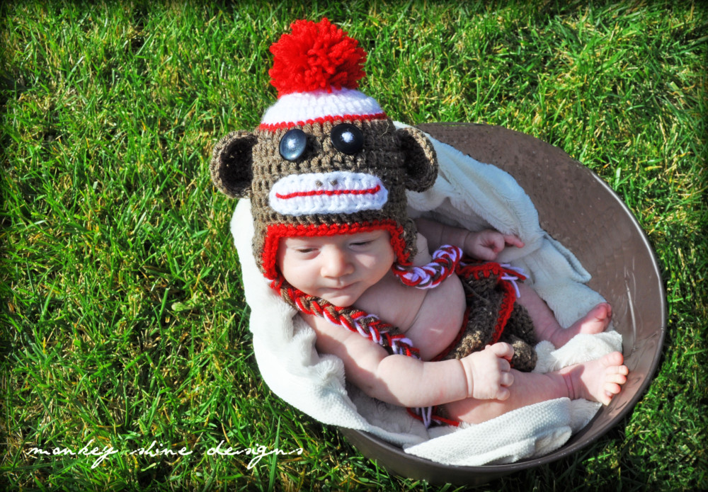 Monkey Shine Designs: Sock Monkey Photo Shoot