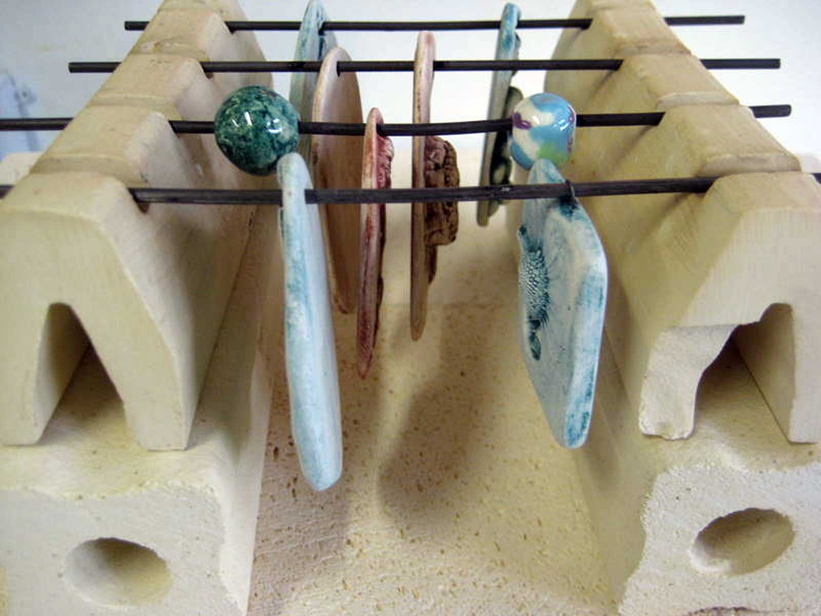 Tool Talk Thursday Small Kiln Bead Racks Part IV | Taller de ceramica ...