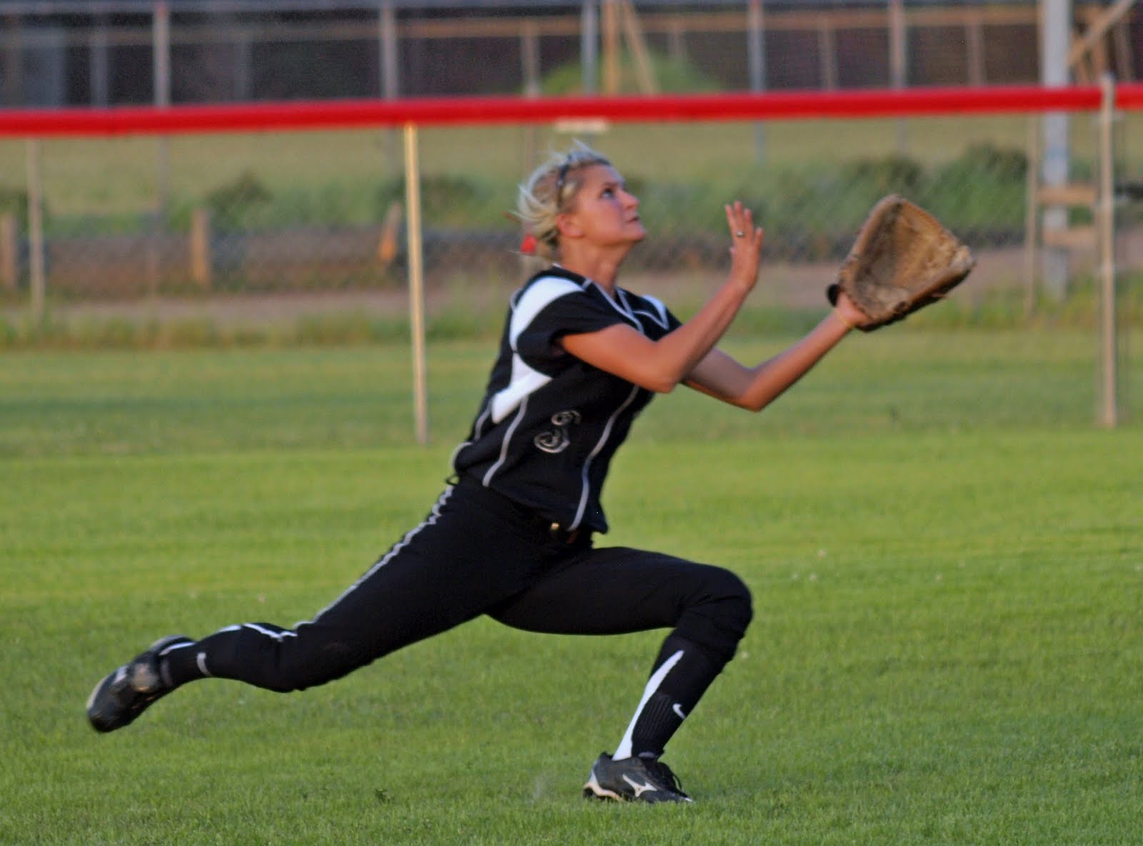 Photographic Expressions: NWR vs Brandon Girl's Fast Pitch Softball