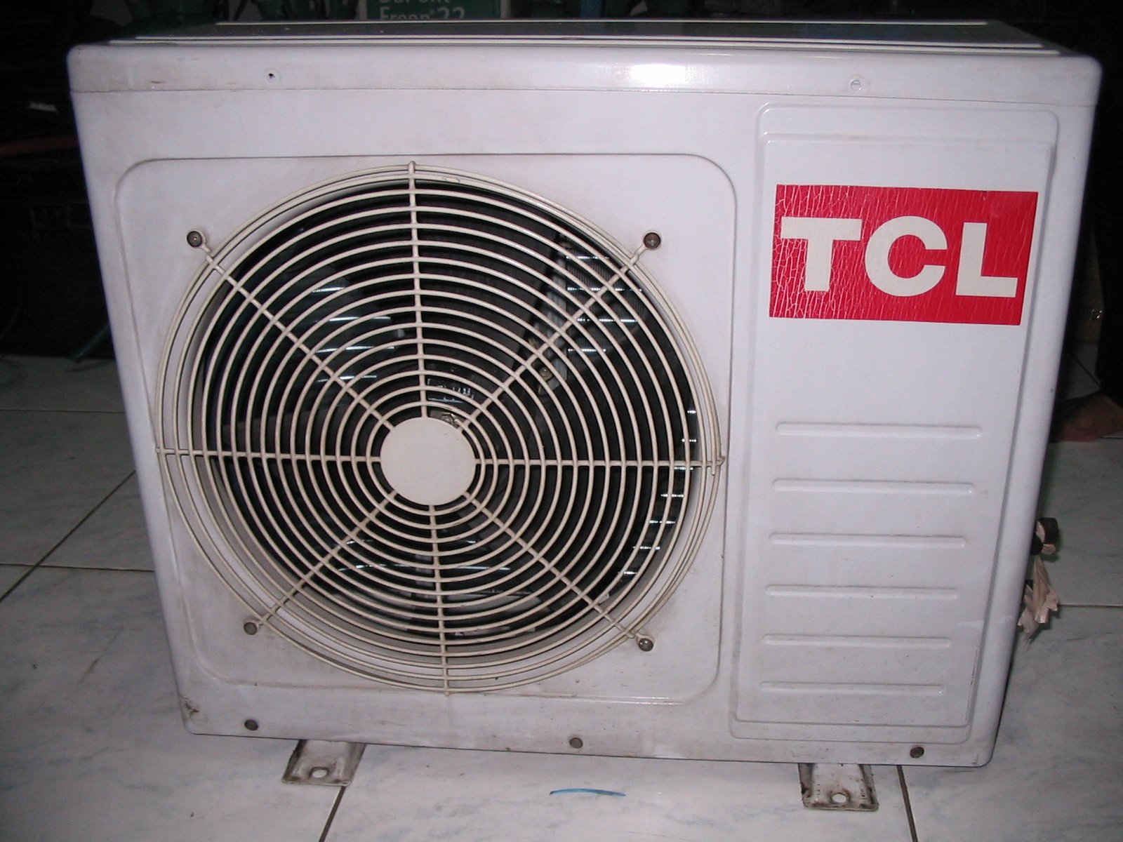 GUDANG AC BEKAS: AC Bekas Buatan China