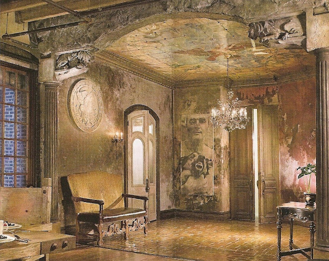 Acanthus and Acorn: Confession: I Slept With Gerard Butler