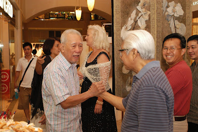 upperroomart: At Mark Merrill's show "Divine Design", Rockwell Makati ...