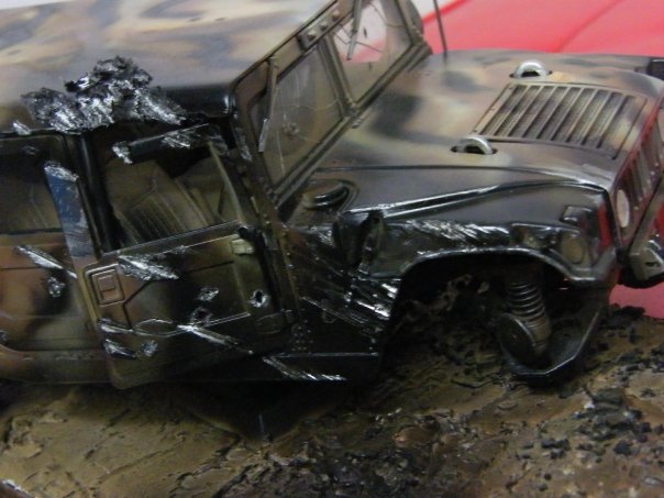 DIECAST JAPAN!: Custom made BATTLE DAMAGED HUMVEE