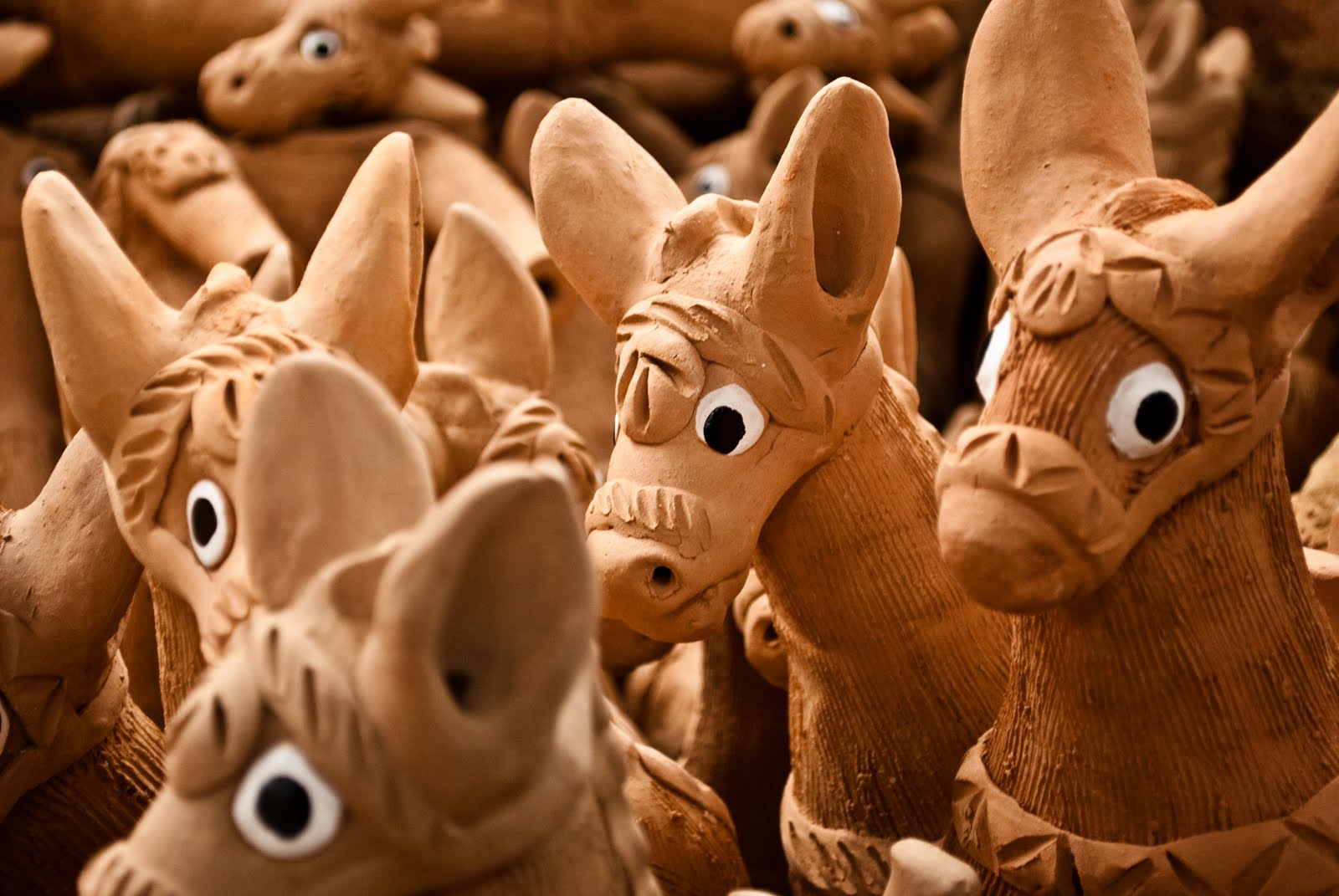 Luz Divina...: A arte em Barro.