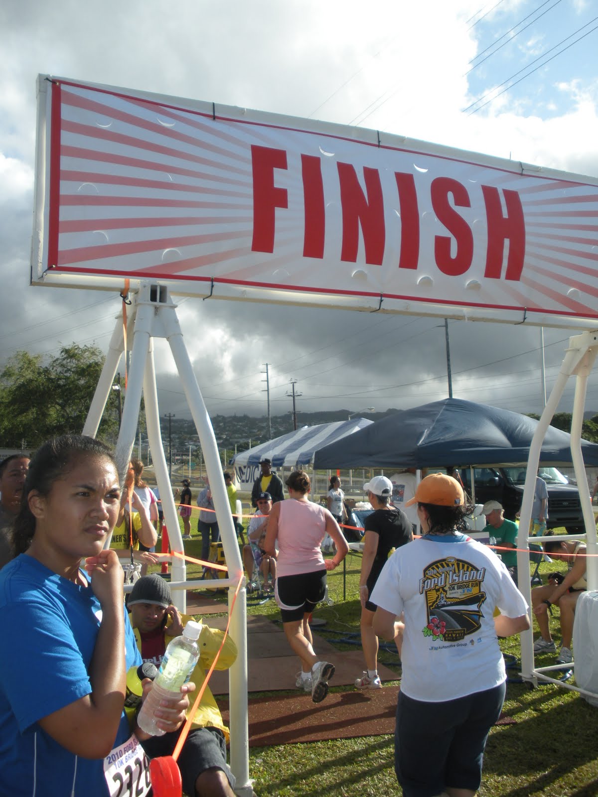 Quarterlife Adventures: My First 10K @ the Ford Island Bridge Run - Hawaii