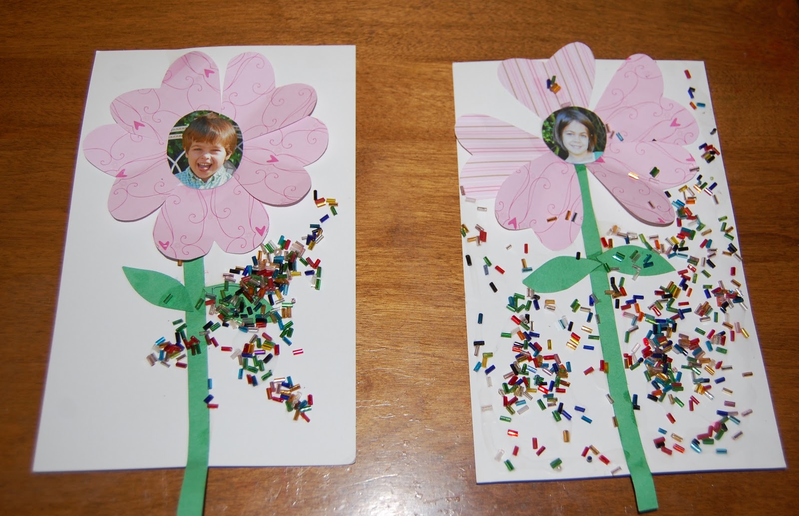 Yummy Thumbs: Fun Face Flowers