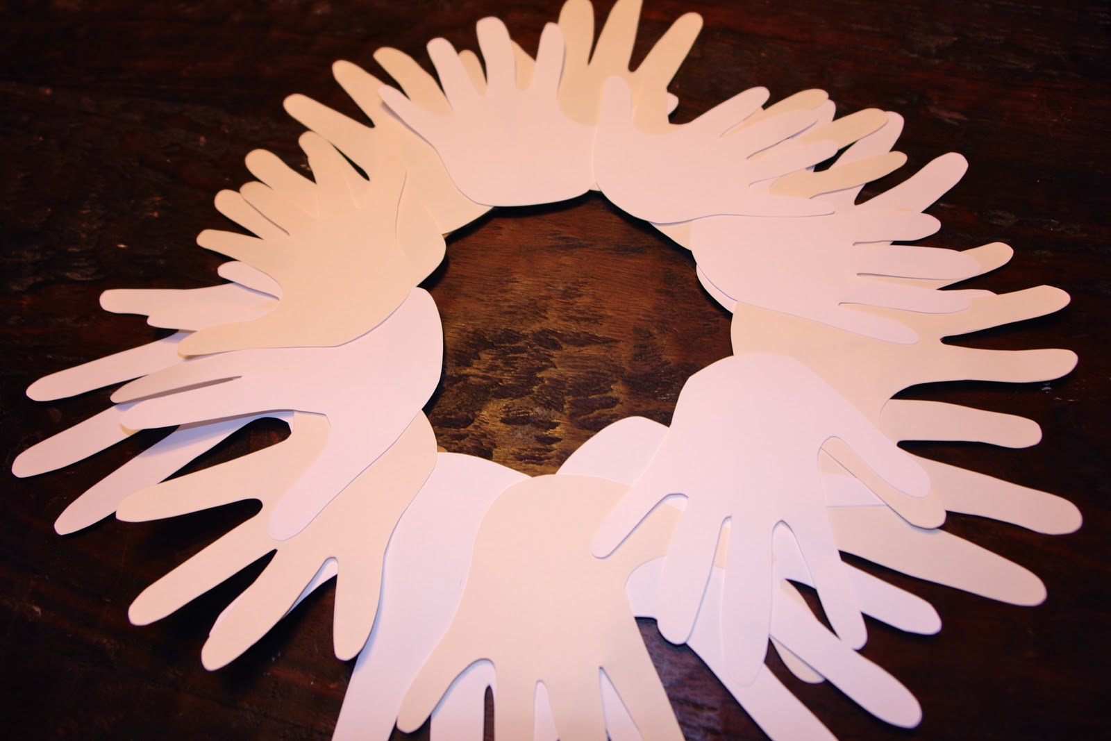 booturtle's show and tell: Handprint Wreath