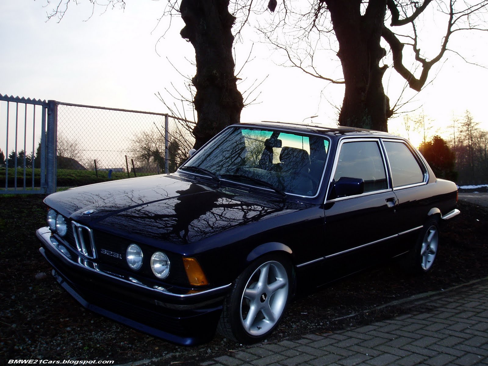 BMW E21 CARS: BMW E21