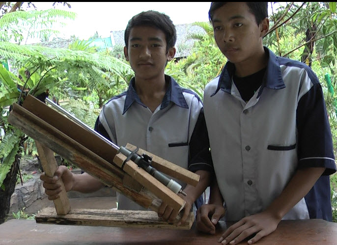 Membuat Launcher atau Peluncur Roket Air | EKO SETYAWAN