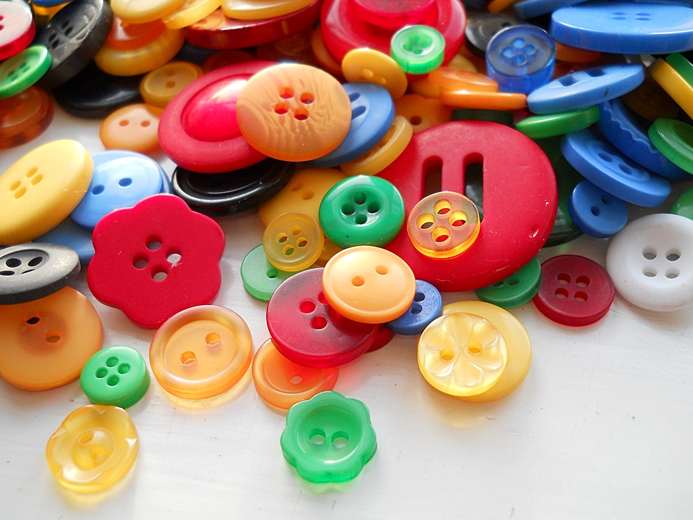 Stine Hoelgaard Johansen: Knapper...