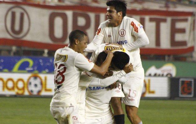 Pueblo Crema: ¡Dale U!: Crónicas de la U