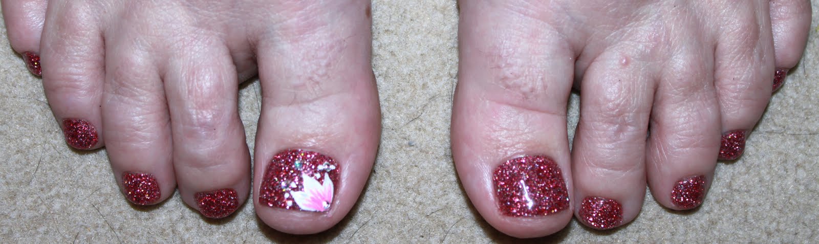 Nails By Sydney: Introducing Glitter Toes
