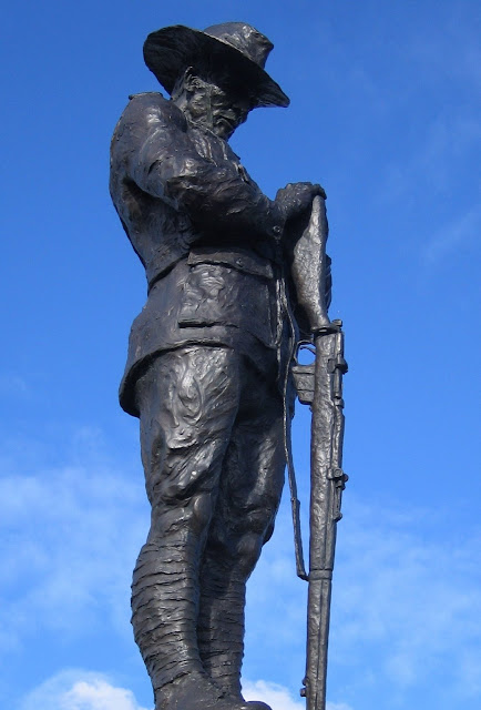 Sydney Daily Photo: The Digger, Anzac Bridge