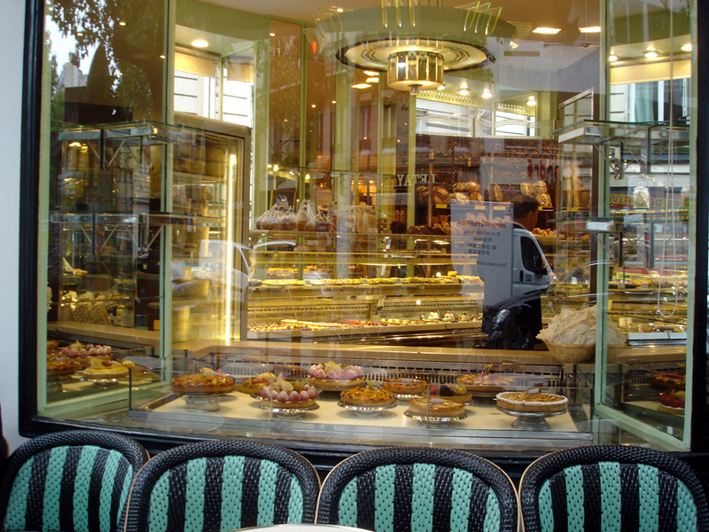 stéphanie perret: Chic une patisserie