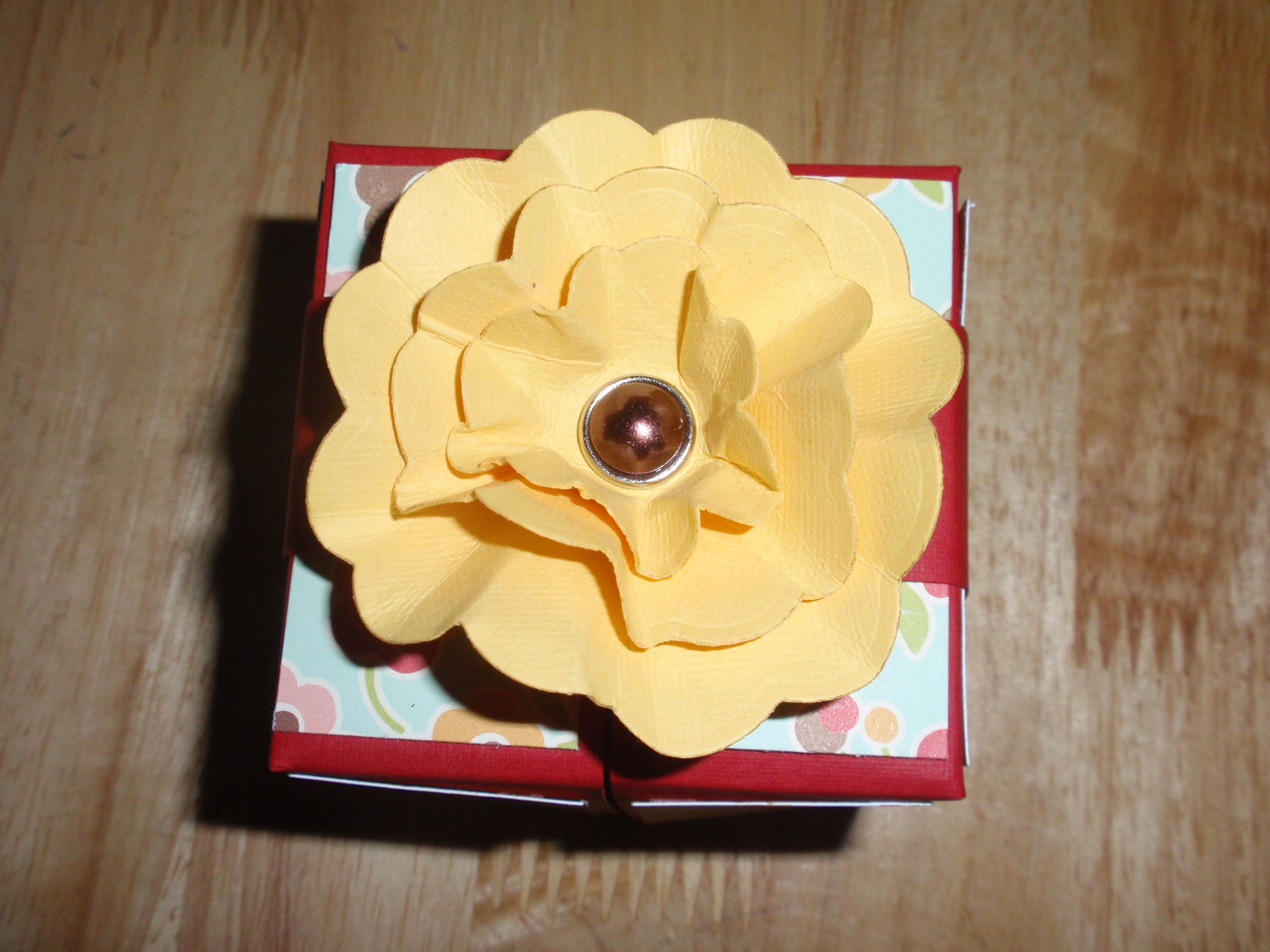 Island Scrapbooking: Origami Card & Box Class