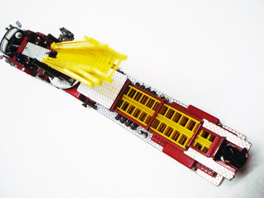 Corgi Toys #: 1143 American LaFrance Aerial Ladder Truck