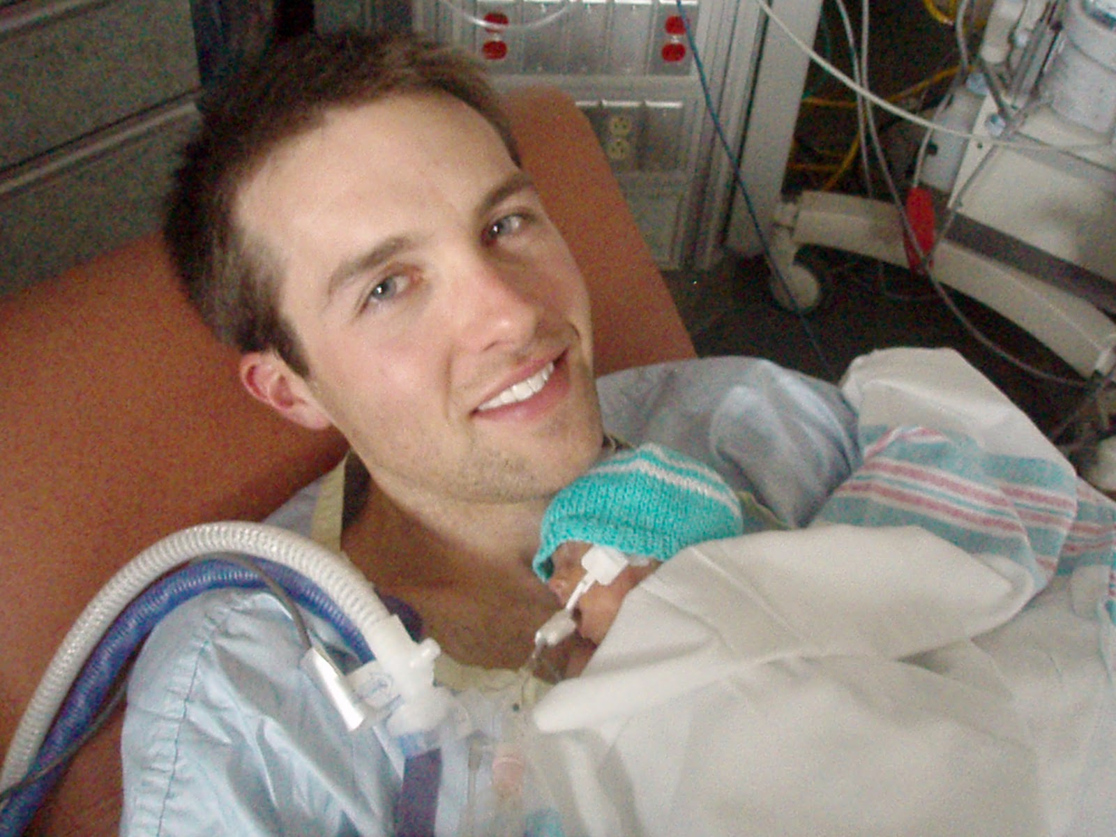 Aiden & Jackson: Day 31: Alert!