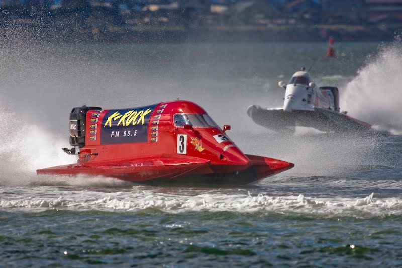 ...as seen by Lisa Kenny: ~ Australian Formula Powerboat Grand Prix