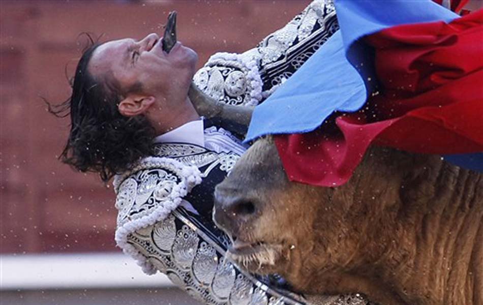 REPORTER AGNALDO VIEIRA: AQUI, NÓS TORCEMOS É PARA O TOURO