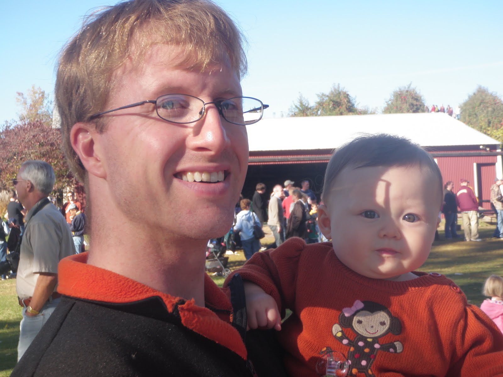 My 3 Munchkins: Pine Tree Apple Orchard