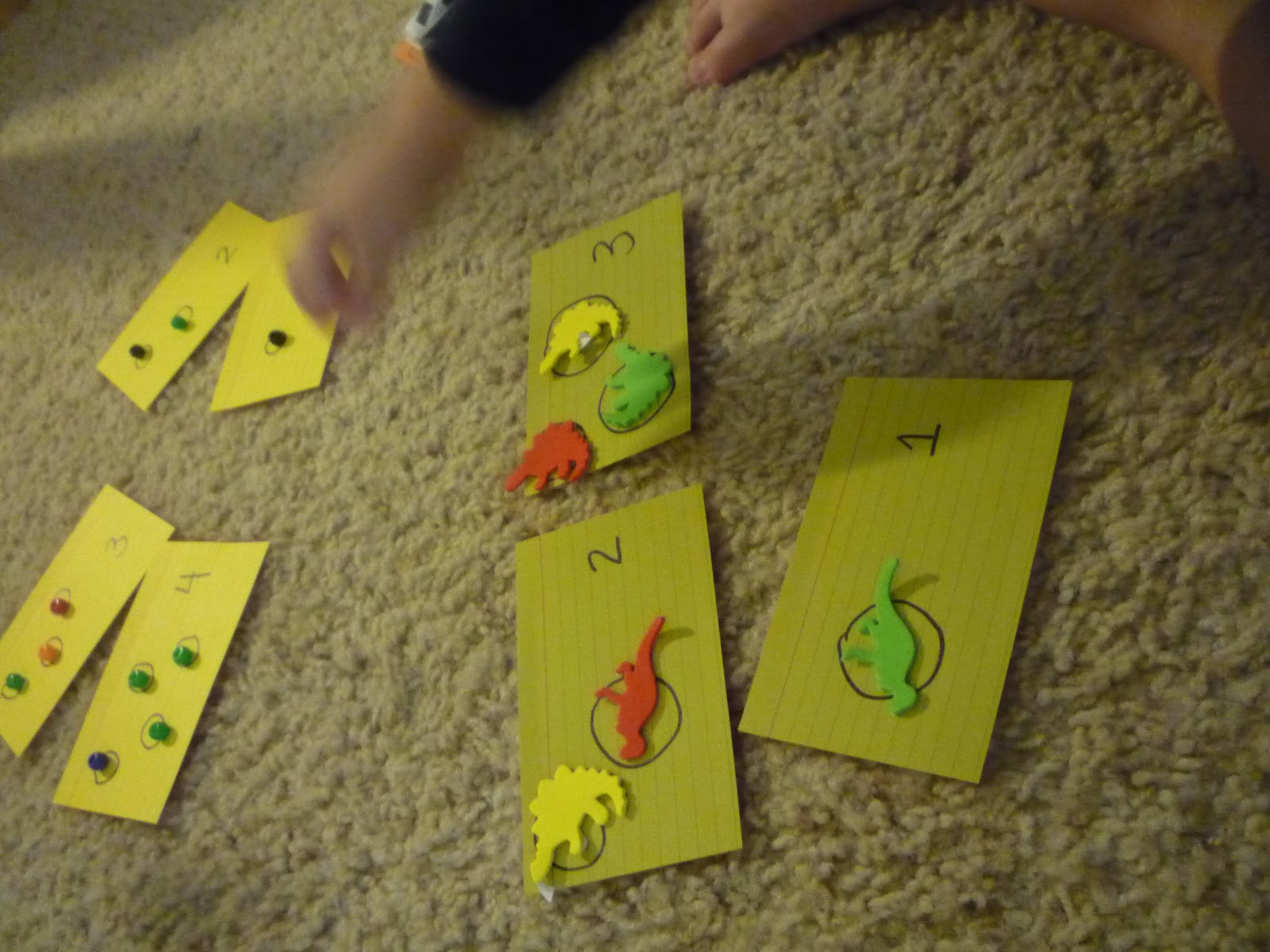 mamahall: DIY toddler counting game