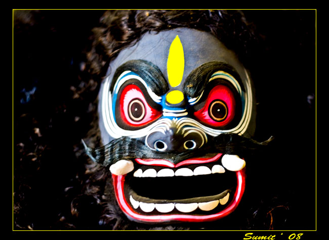 Viewing life with Sumit: Chau masks of Purulia