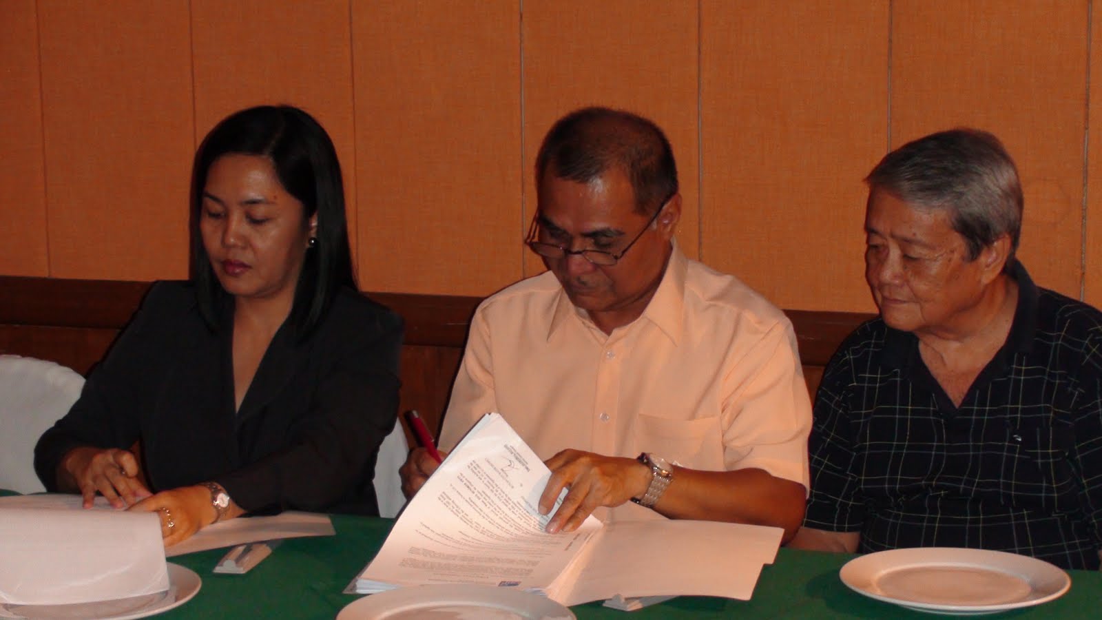 .: BCWD & DBP Butuan branch sign the contract for the P550 Million Term ...
