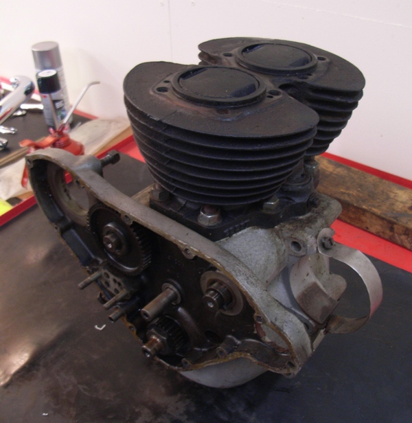 Trojan Classic Motorcycles: Triumph pre-unit engine re-build