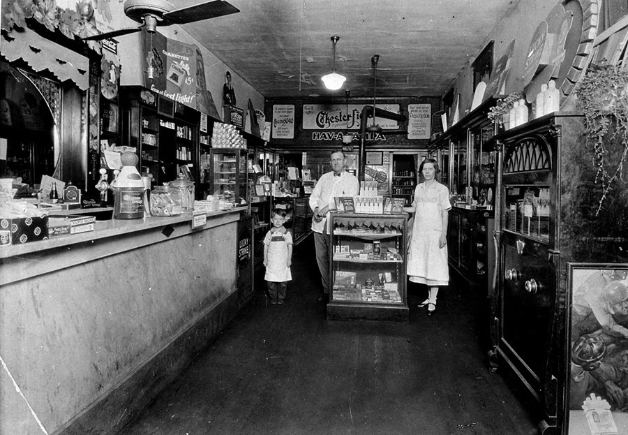 Joe Herring Jr.: A mystery: Drug Store, Kerrville, 1920s.