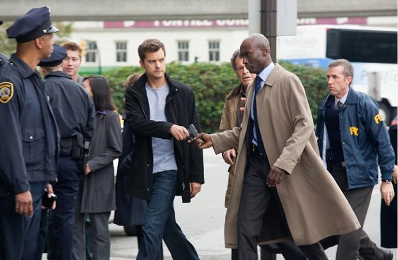 I Like to Watch TV: Fringe “Entrada” Recap & Review