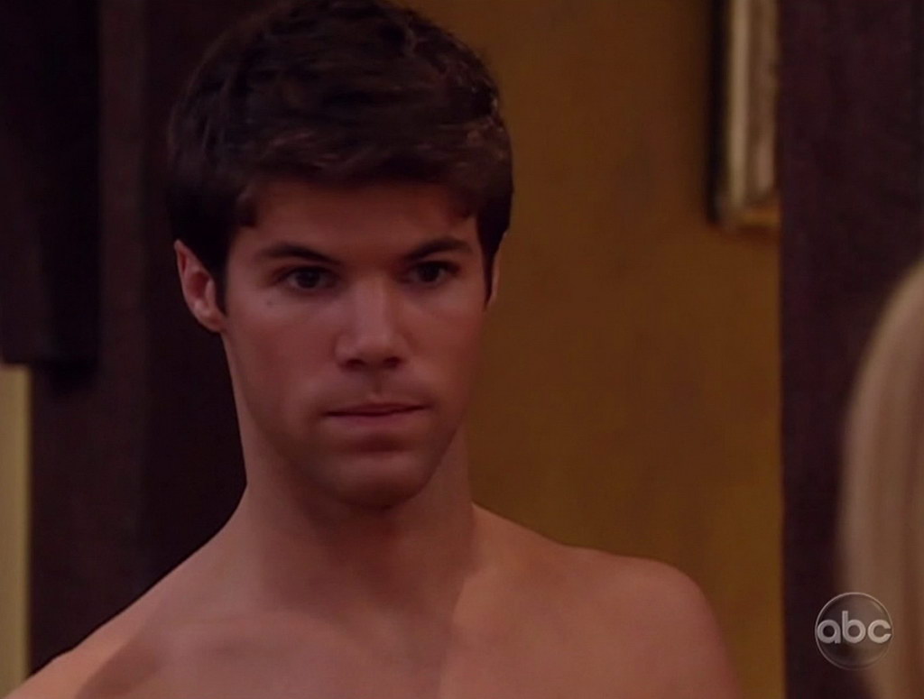 Nic Robuck on One Life to Live 20100623 - Shirtless Men at groopii