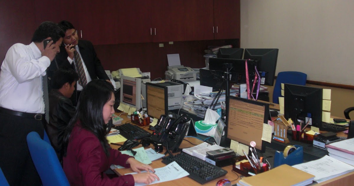 My Amazing Life: Dealing Room