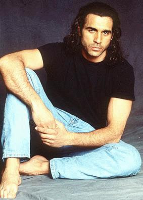 Aricia's Album: Adrian Paul! Does anyone speak Hungarian?!