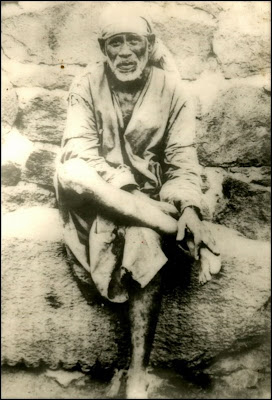 Shirdi Sai Baba Stories,Leelas and Teachings.: Upasni Maharaj and ...