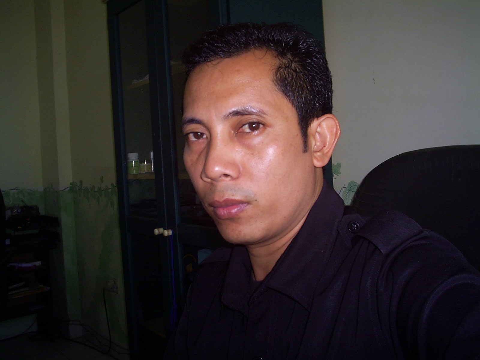 Cowok Panggilan Kencan | Tempat Kumpul lelaki bispak gigolo Selingkuhan ...