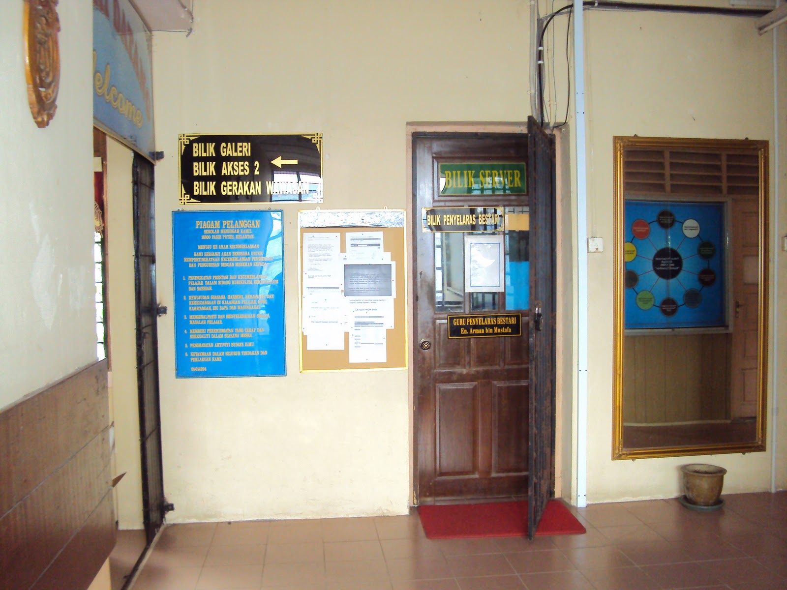 Pentadbiran & Kurikulum SMK Kamil 2011 (versi 1): Fasiliti Bestari ...