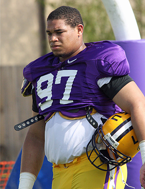 life Is Challange: Giants Chad Jones is in Critical Condition