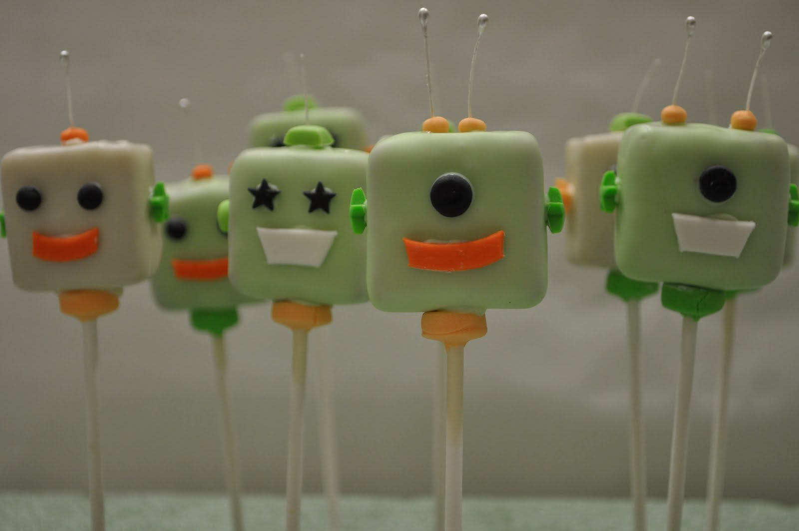 Everything Robot | blue cupcake
